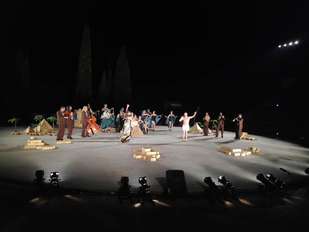 ΚΡΙΤΙΚΗ ΓΙΑ ΤΗΝ ΠΑΡΑΣΤΑΣΗ "ΕΛΕΝΗ" ΤΟΥ ΕΥΡΙΠΙΔΗ ΣΕ ΣΚΗΝΟΘΕΣΙΑ ΒΑΣΙΛΗ ...