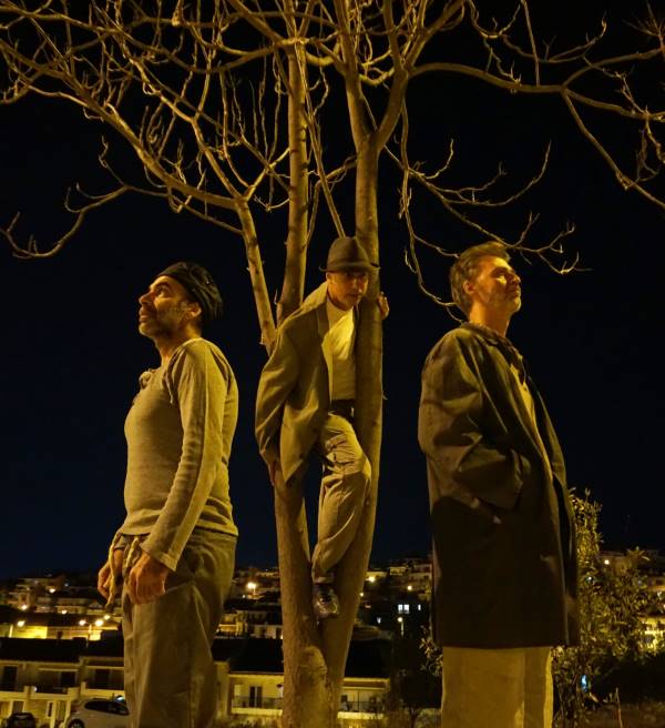 "ΕΙΜΑΙ Ο ΓΚΟΝΤΟ ΕΙΠΑΤΕ" ΘΕΑΤΡΟ ΑΜΑΛΙΑ - ThessCulture