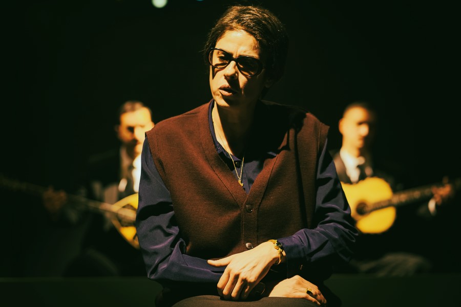 «ΣΩΤΗΡΙΑ ΜΕ ΛΕΝΕ» ΣΤΟ ΘΕΑΤΡΟ ΑΥΛΑΙΑ - ThessCulture